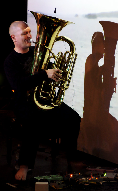 Performances | ORE : Drone doom tuba